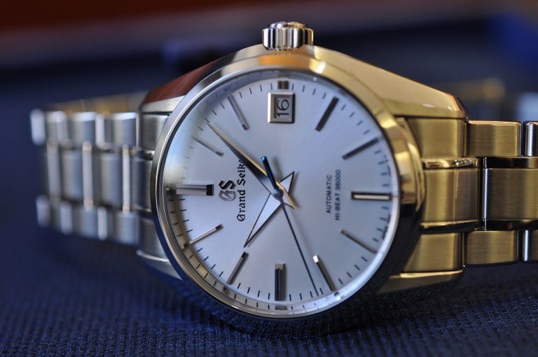 比較検討｜GS SBGR351 & SBGH201 | STAFF BLOG | BASIS SPECIES authorized watch ...